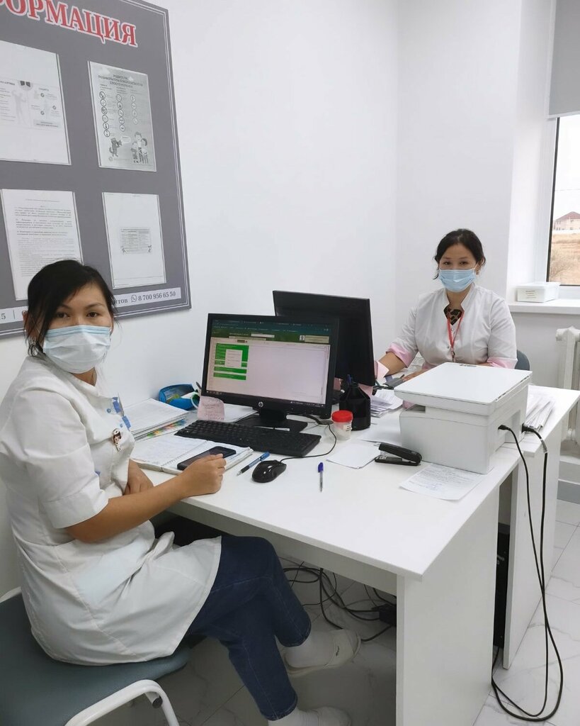 Tıp merkezleri ve klinikler Zhanuya, Akmola eyaleti, foto