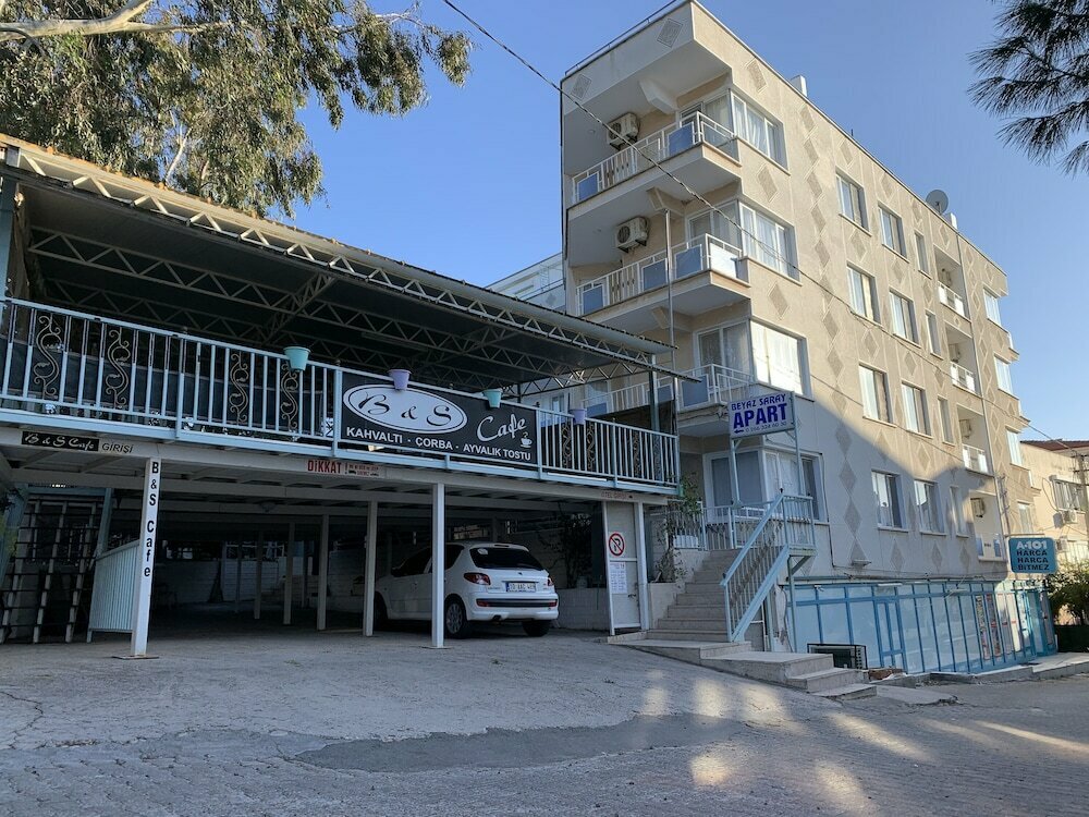 Otel Beyaz Saray Apart Otel, Ayvalık, foto
