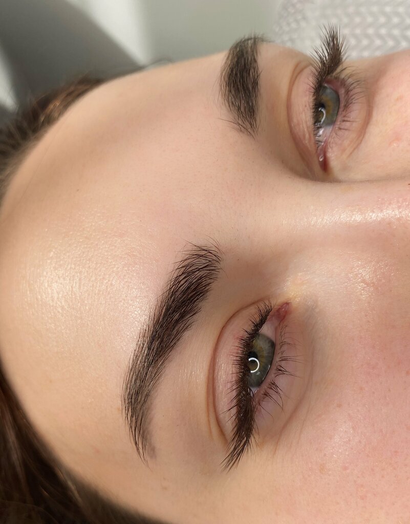 Kaş ve kirpik salonu Салон бровей и ресниц, Moskova, foto