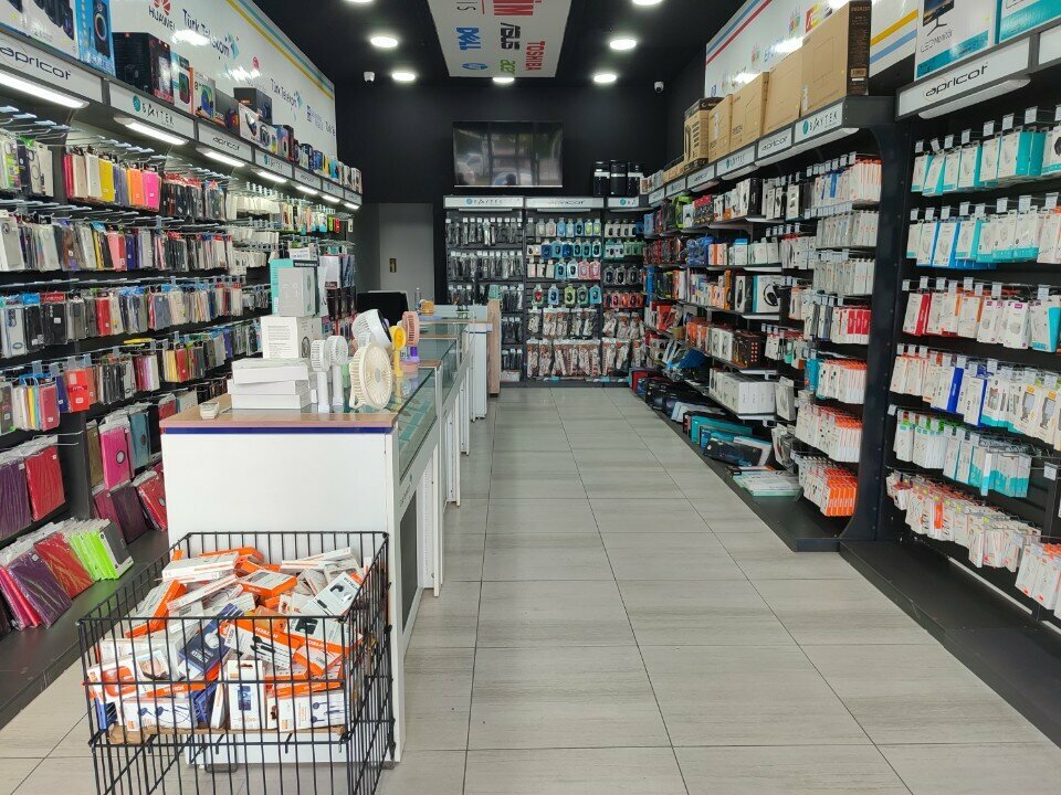 Cep telefonu aksesuarları Siner İletişim, İstanbul, foto