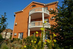 Lidiya (Черноморская улица No:28, село Береговое), otel  Kırım Cumhuriyeti'nden