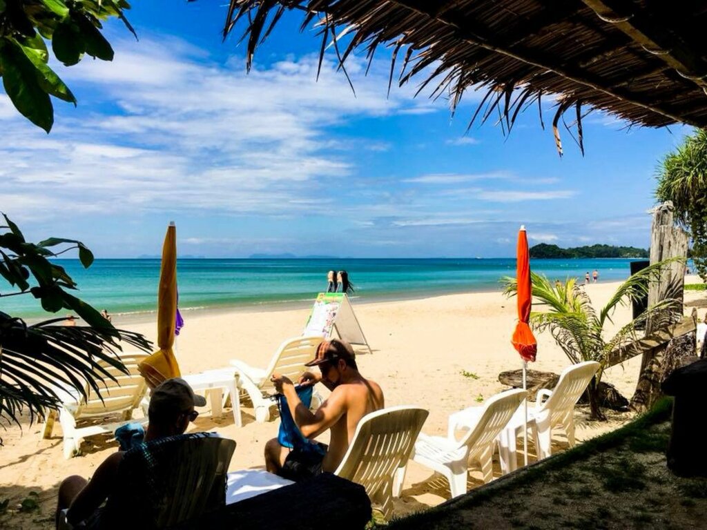 Otel Lanta Mermaid Beachfront Resort, Dünya, foto