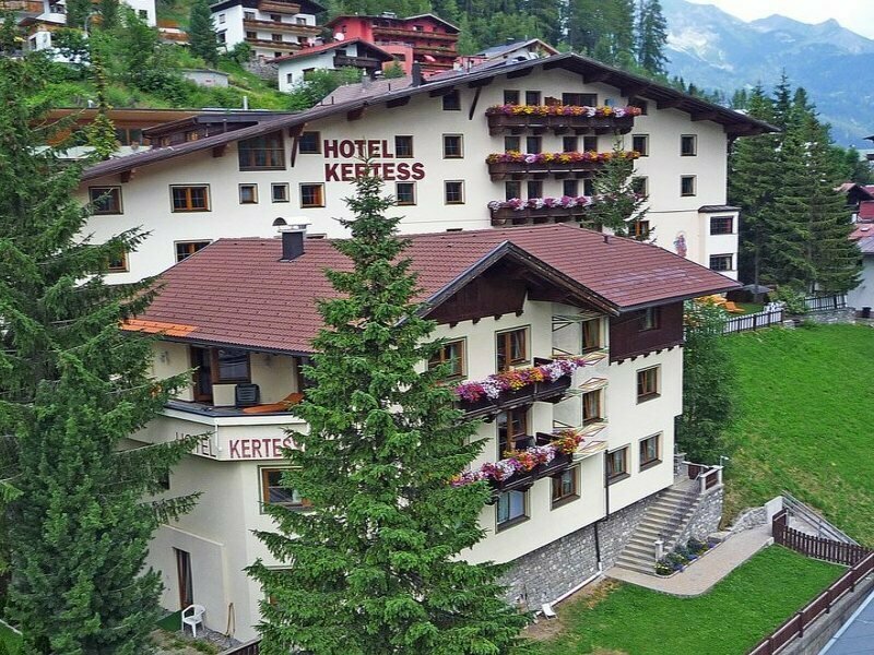 Otel Hotel Kertess, Sankt Anton am Arlberg, foto