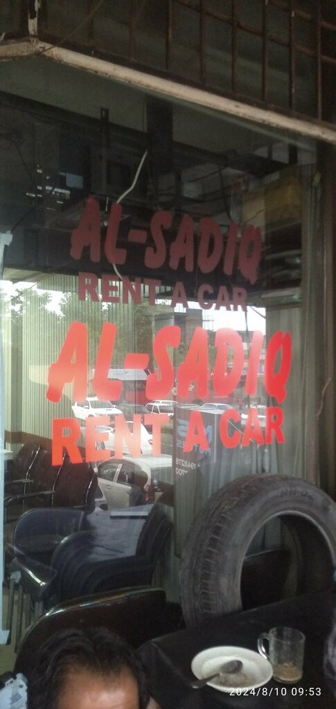 Kullan-bırak otomobiller Al Sadiq Rent a Car, Islamabad, foto