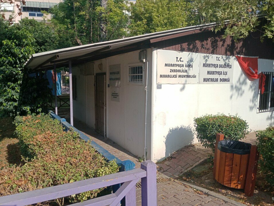 Muhtarlıklar Zerdalilik Mahalle Muhtarlığı, Antalya, foto