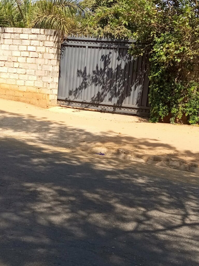Sivil toplum kuruluşları Mwelwa Mwange Christian Foundation, Lusaka, foto