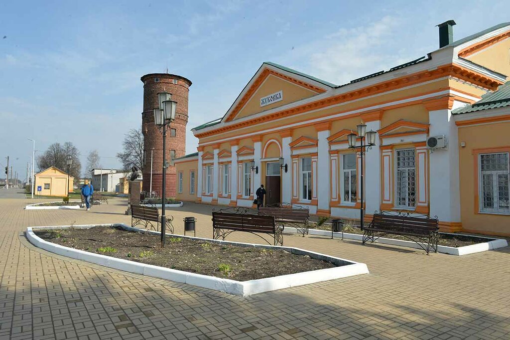 Kültür ve eğlence parkları сквер имени П.И. Губонина, Jukovka, foto