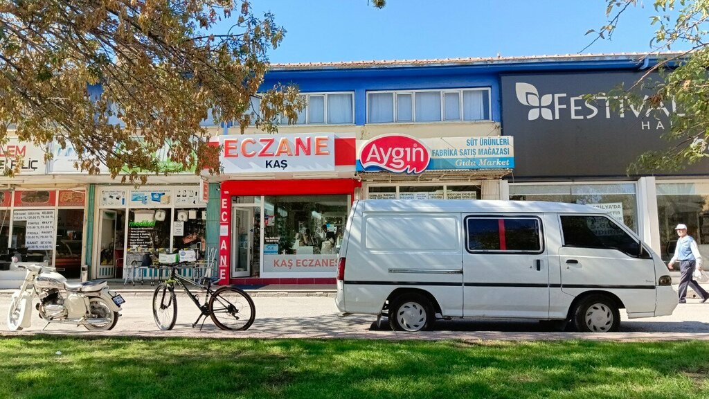 Eczaneler Kaş Eczanesi, Konya, foto