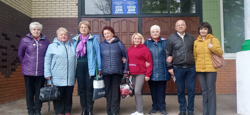 Kültür ocakları Dom Kultury Selsky Nemanitsky, Minskaya oblastı, foto