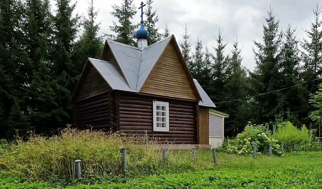 Şapel, haç anıtı Часовня Казанской иконы Божией Матери, Smolenskaya oblastı, foto