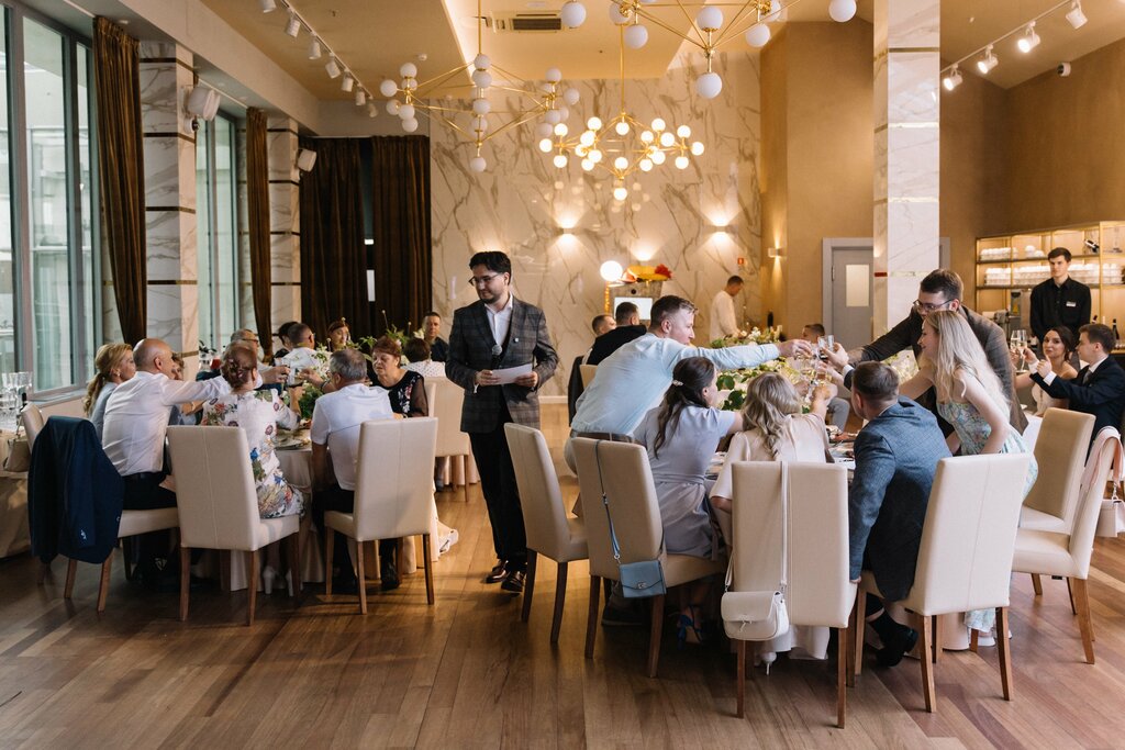 Etkinlik organizasyonu Slava Salnis English Host, MC, Saint‑Petersburg, foto