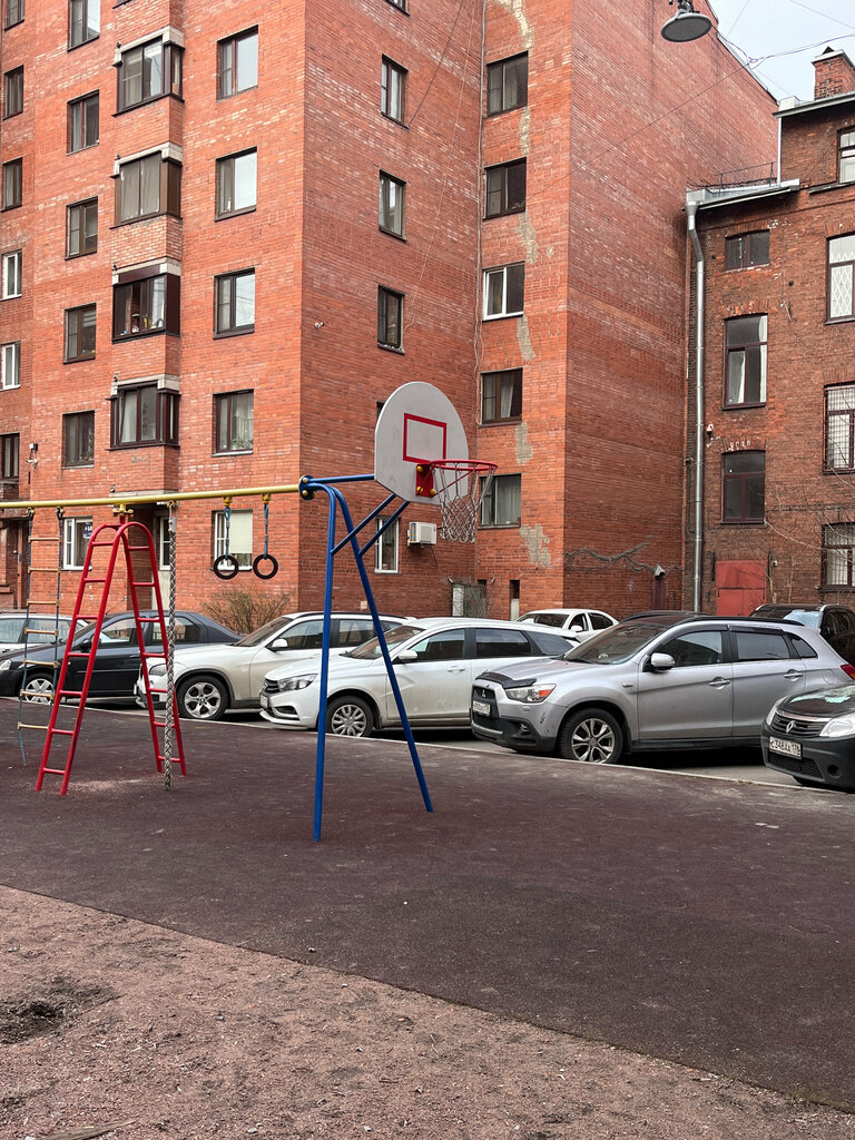 Spor alanı Спортплощадка, Saint‑Petersburg, foto