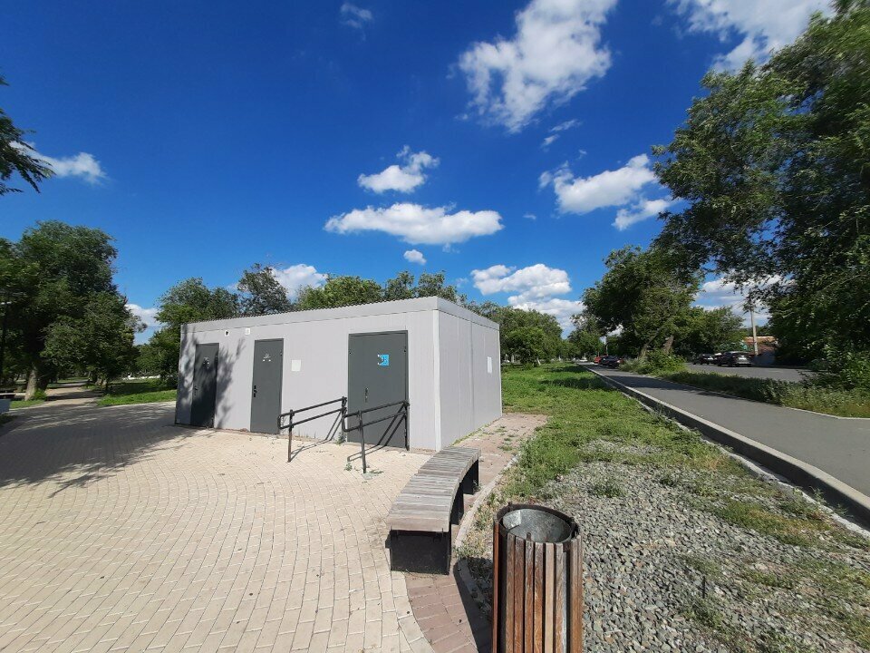 Tuvalet Public bathroom, Orenburg, foto