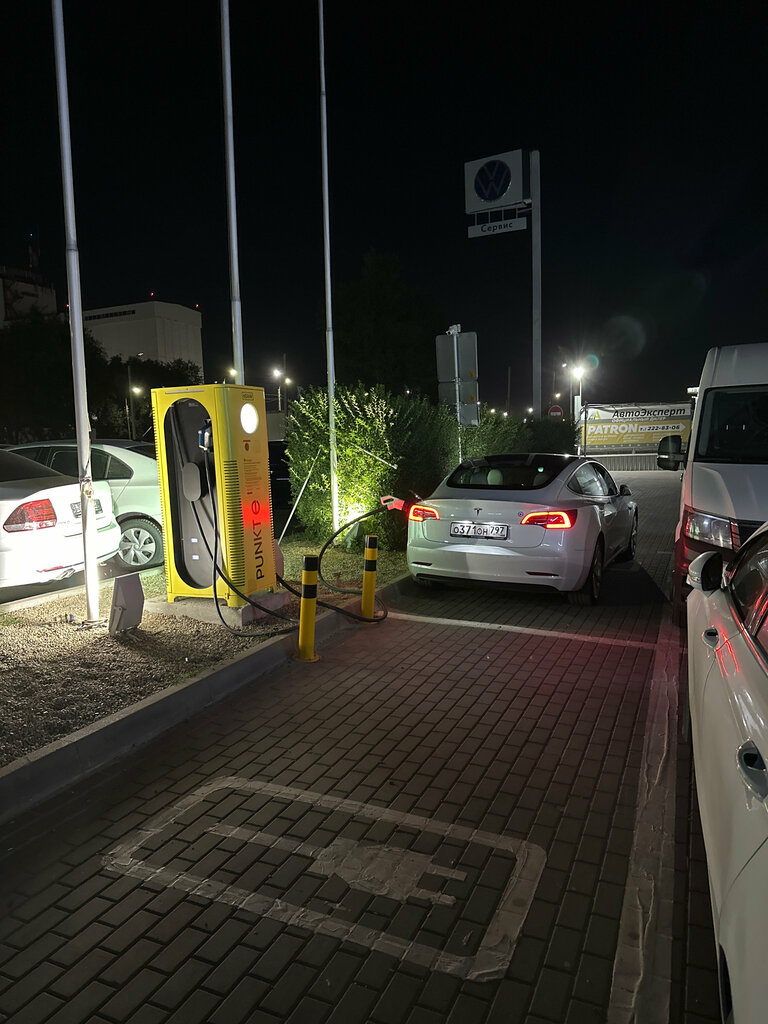 Elektrikli oto şarj istasyonları Punkt E, Rostov‑na‑Donu, foto