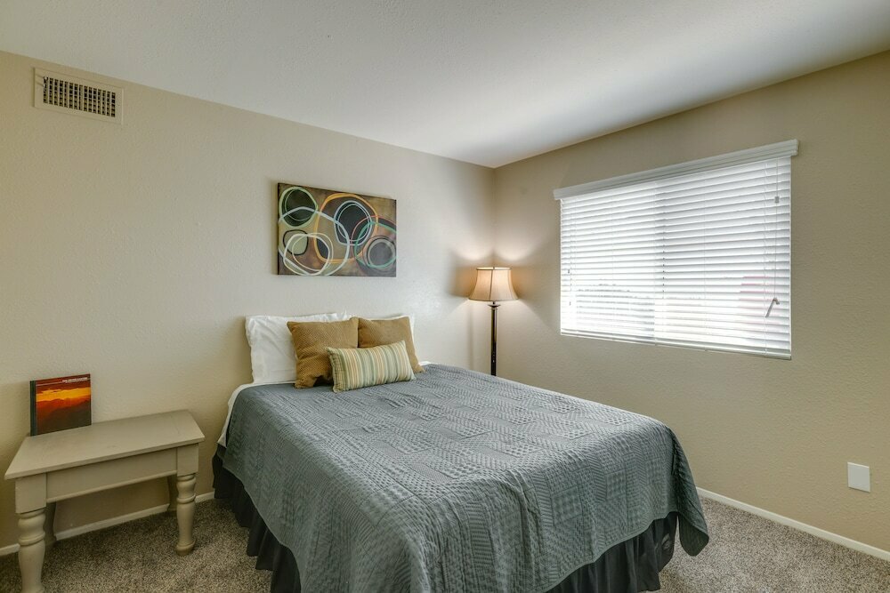 Otel Charming Tempe Home W Pool & Putting Green!, Tempe, foto