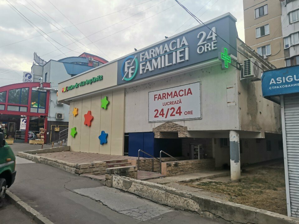 Eczaneler Farmacia Familiei, Kişinev, foto