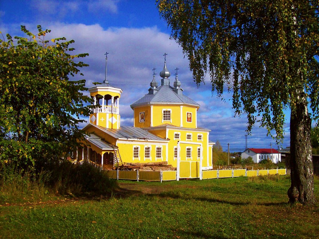 Ortodoks kiliseleri Tserkov Nikolaya Chudotvortsa V Nikolo-Polome, Kostromskaya oblastı, foto