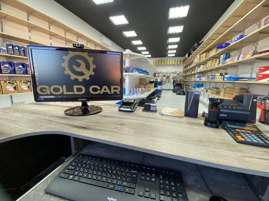 Otomobil yedek parçaları Gold car, Dağıstan, foto