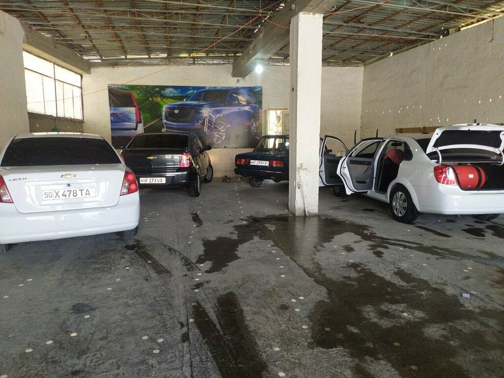 Oto yıkama Lux Car Wash, Buhara eyaleti, foto
