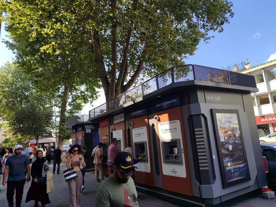 ATM'ler Akbank ATM, İstanbul, foto