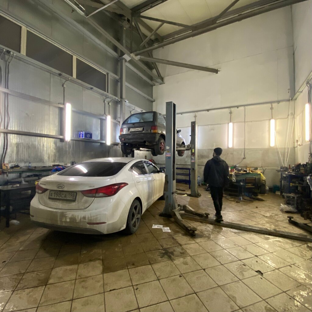 Motor tamiri Dvizhok, Saint‑Petersburg, foto