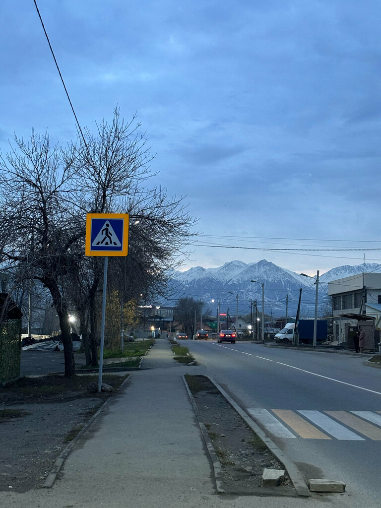 Kafe Ozhet, Almatı, foto