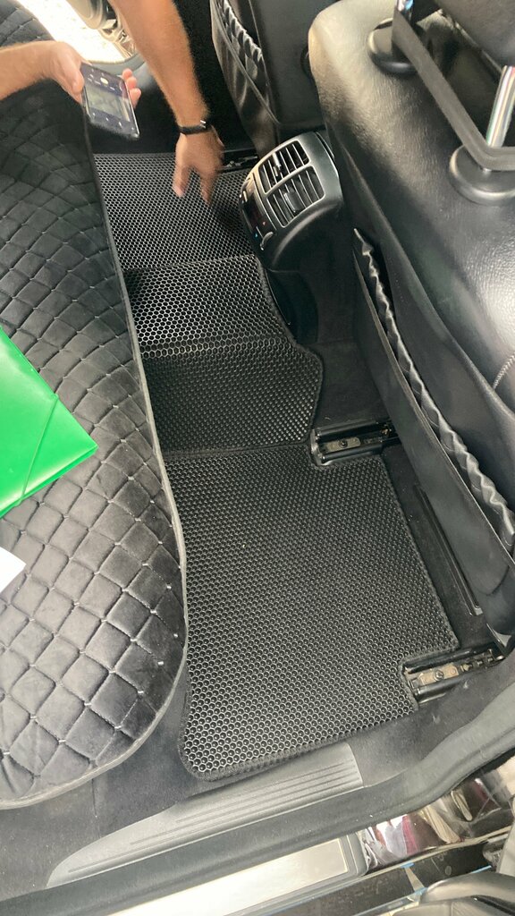 Oto döşeme Эва коврики, Saki (Sak), foto