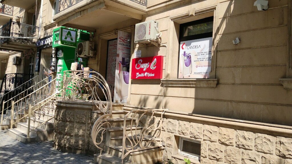 Güzellik salonu Xarı Bülbül Gözəllik Salonu, Gence, foto