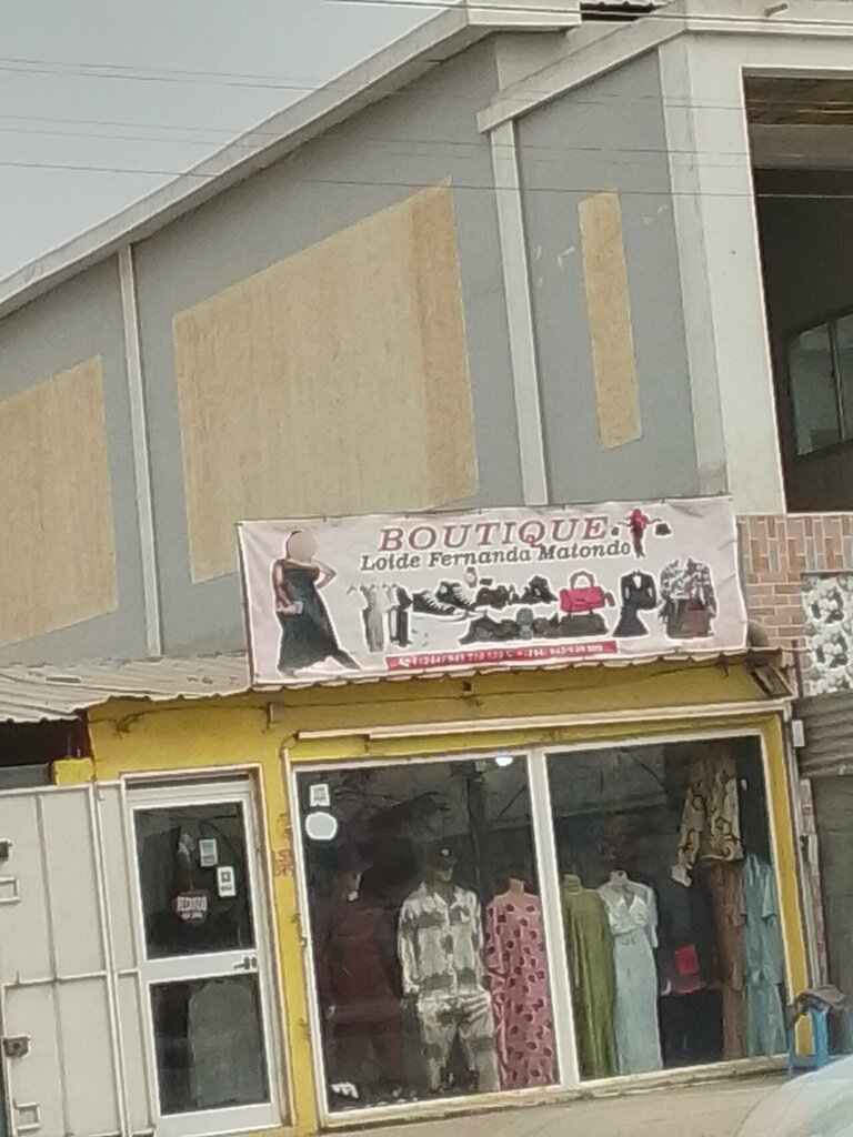 Giyim mağazası Loja, Loanda, foto
