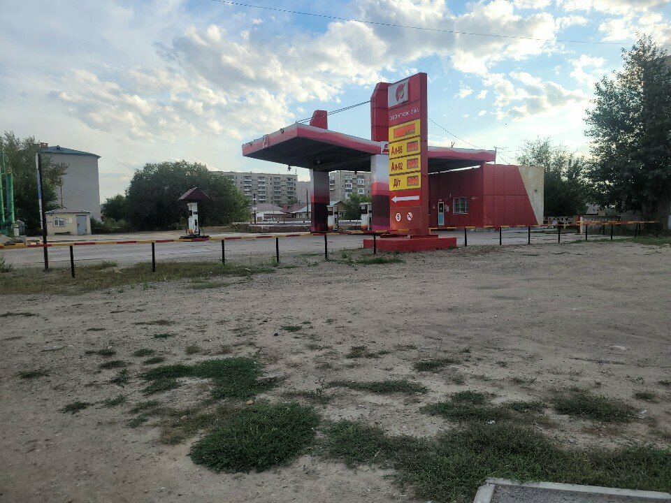 Benzin istasyonu Avantage Oil, Semey, foto
