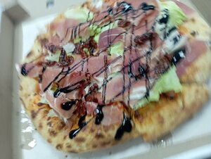 Пиццерия (Naberezhnaya ulitsa No:3, selo Semyonovskoye), pizzacılar  Moskova ve Moskovskaya oblastından