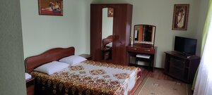 Vizit (ulitsa Krupskoy No:157/1, zhiloy massiv Pashkovskiy), otel  Krasnodar'dan