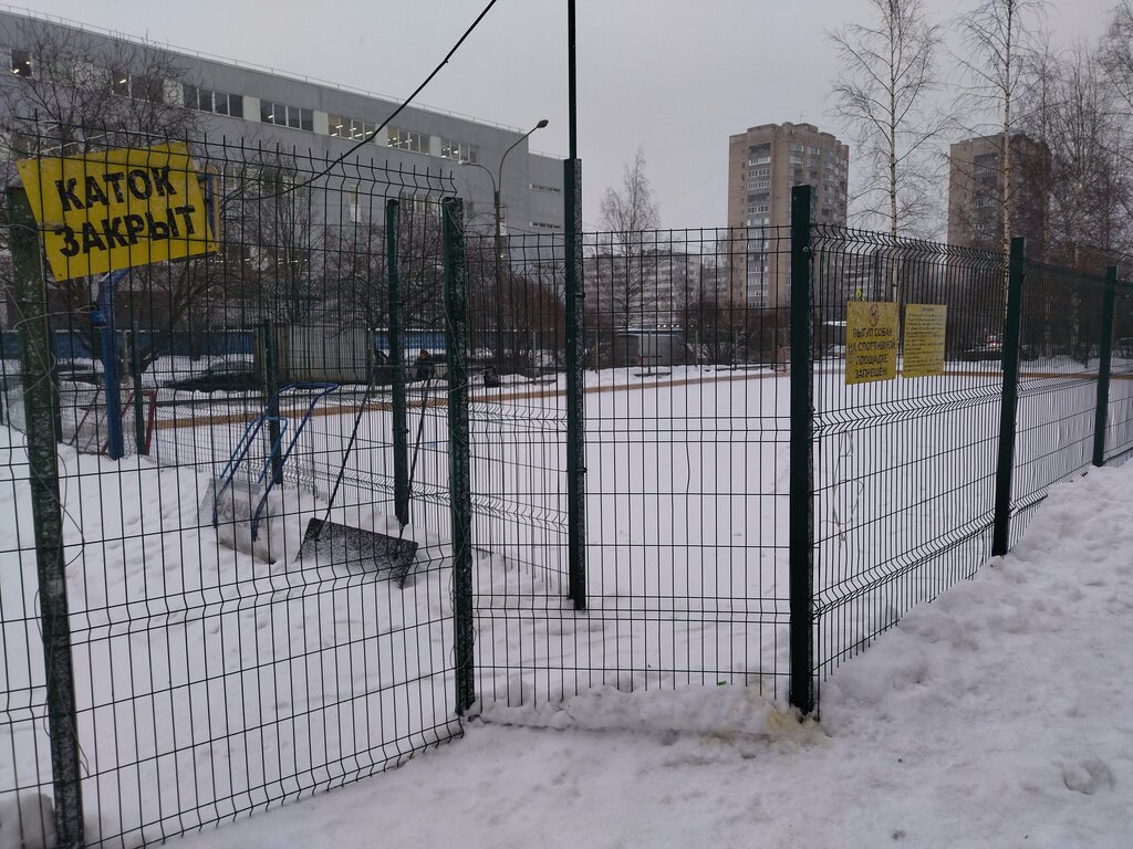 Buz pateni pistleri Ice rink, Saint‑Petersburg, foto