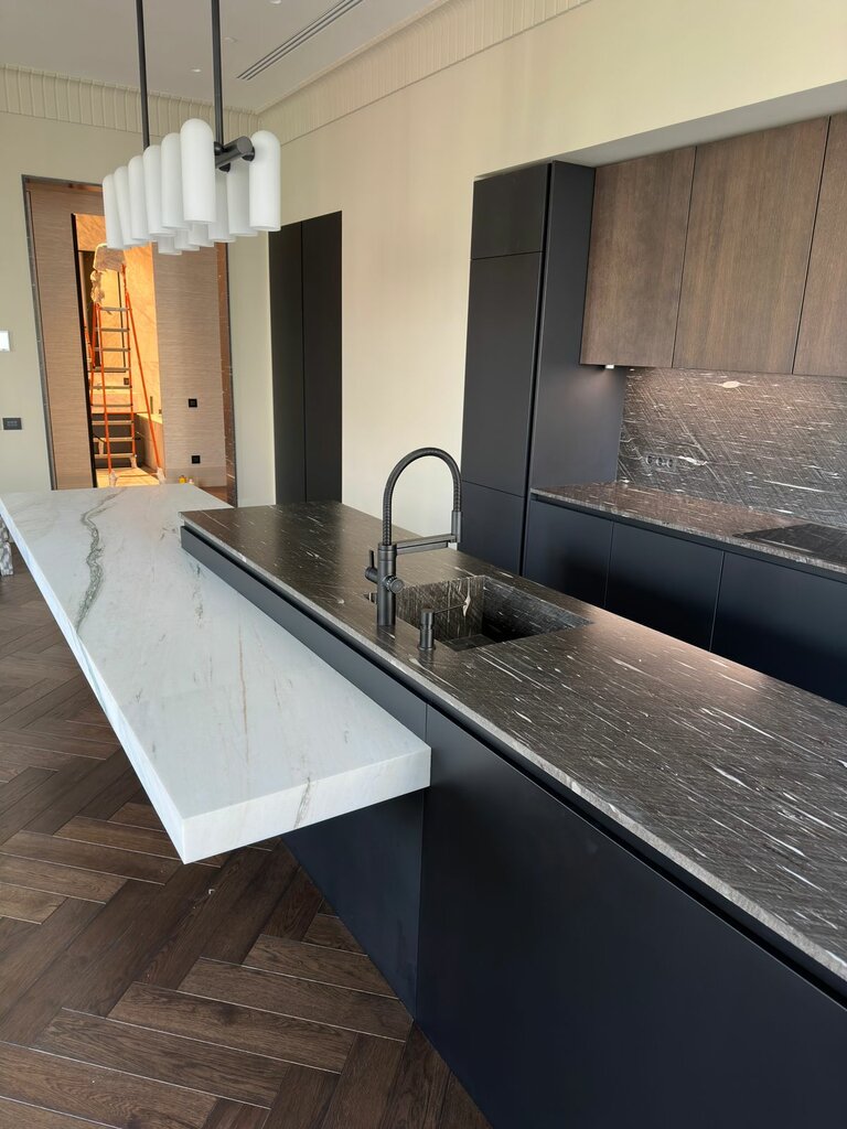 Taş ürünler ve yapılar Энергия Камня, Moskova ve Moskovskaya oblastı, foto