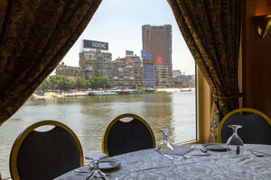 Imperial Boat (Cairo, El Zamalek, Omar El Khaiam), restoran  Kahire'den