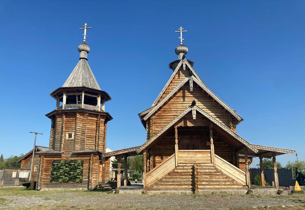 Ortodoks kiliseleri Храм в честь иконы Божией Матери Всех скорбящих Радость, Salehard, foto