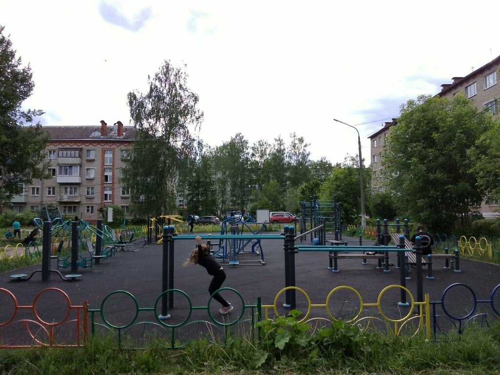 Spor alanı Площадка уличных тренажеров, Klin, foto