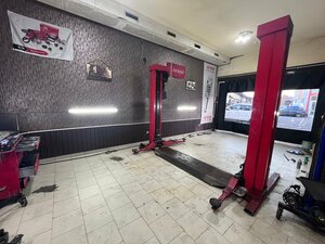 Autostar (Transportnaya Street No:67), otomobil servisi  Soçi'den