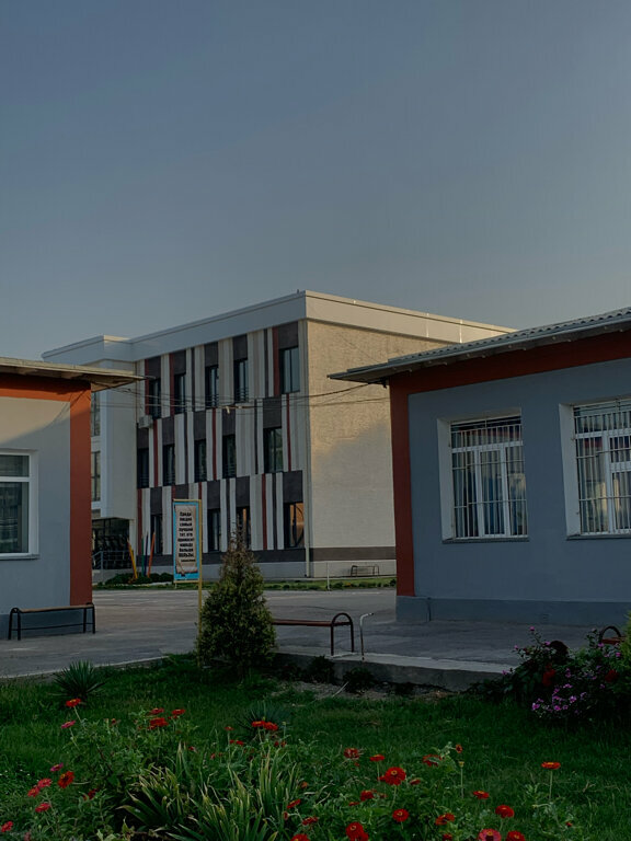 Ortaokul Secondary School № 14, Nemengan eyaleti, foto