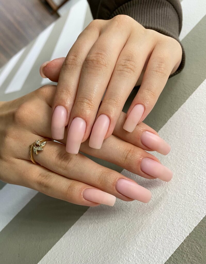 Manikür-pedikür Minimalist, Nijegorodskaya oblastı, foto