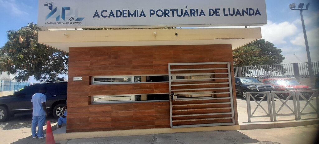 Üniversiteler Academia Portuária de Luanda, Loanda, foto