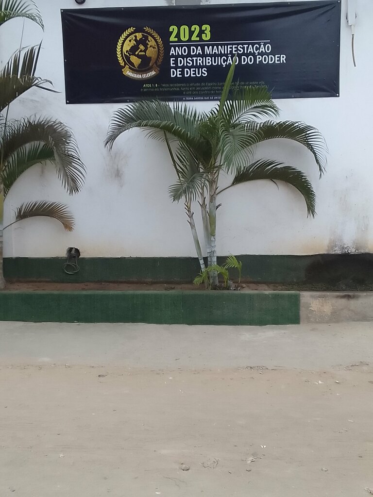 Katolik kiliseleri Igreja Embaixada Celestial, Loanda, foto