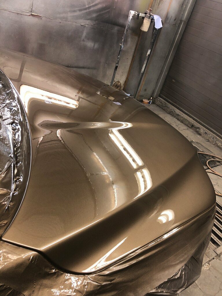 Araba boyama 178paint, Sestroretsk, foto