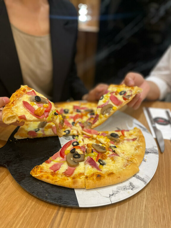 Restoran Taylan Shef Steakhouse, Duşanbe, foto