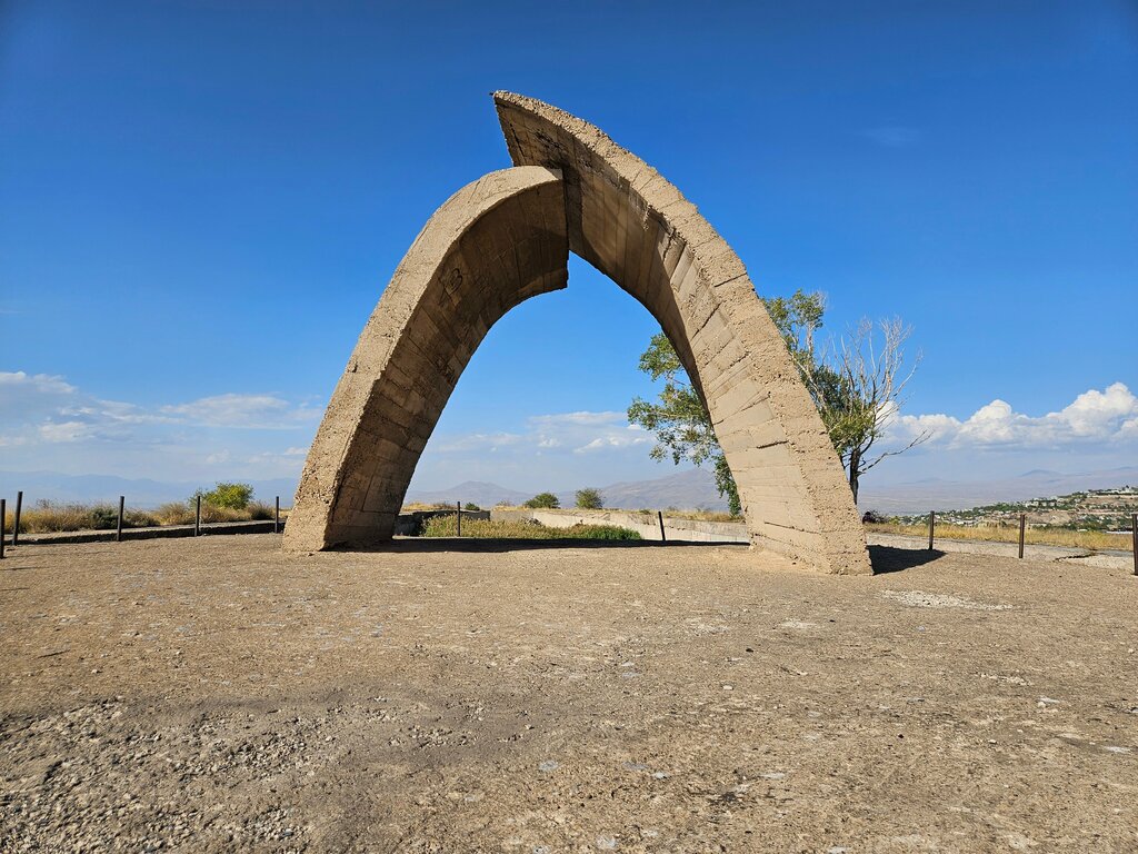 Dağ zirvesi Khachisar, Kotayk, foto