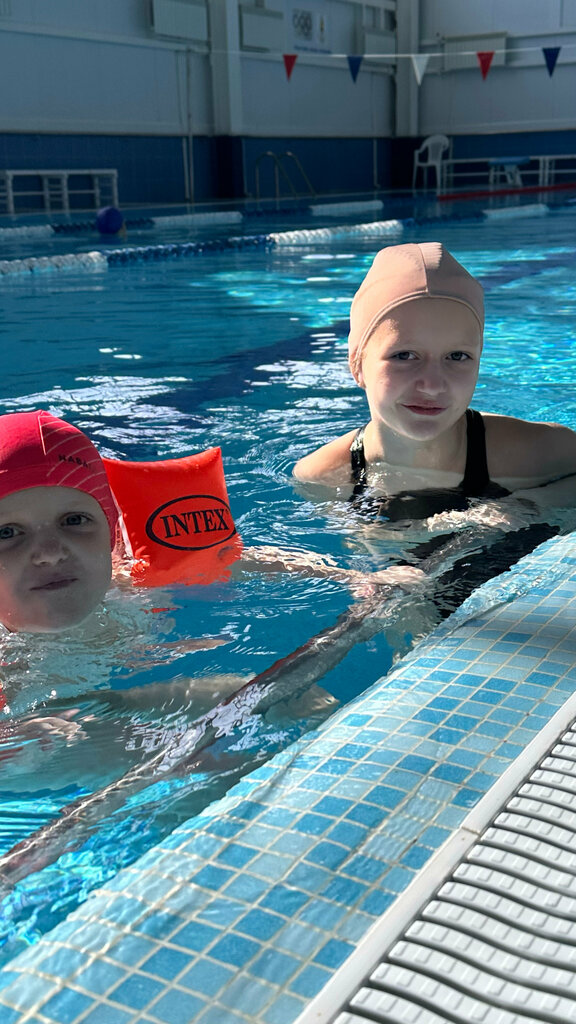 Çok amaçlı spor tesisleri Mku Do Zemlyanskaya DYuSSh, Voronejskaya oblastı, foto