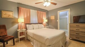 House on Beverly (Mississippi, Harrison County, Biloxi), otel  Biloxi'den