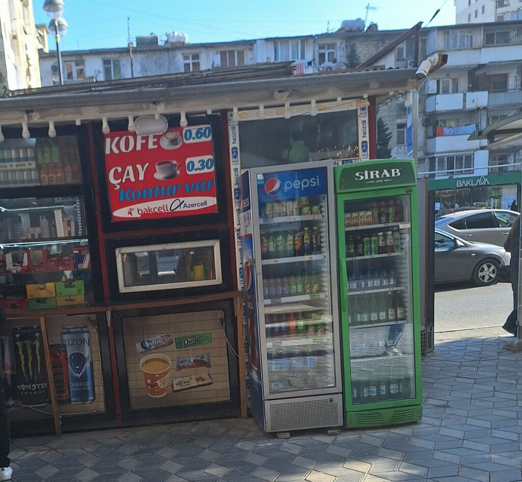 Su satışı Kiosk, Bakü, foto