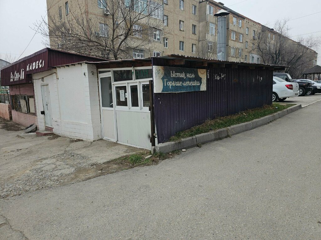 Ekmek fırını Point of sale of bread, Çimkent (Şımkent), foto