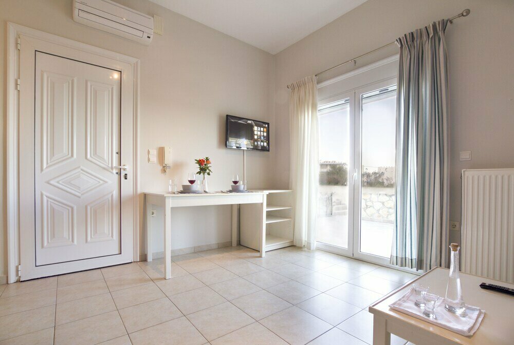 Otel Like Home, Dünya, foto